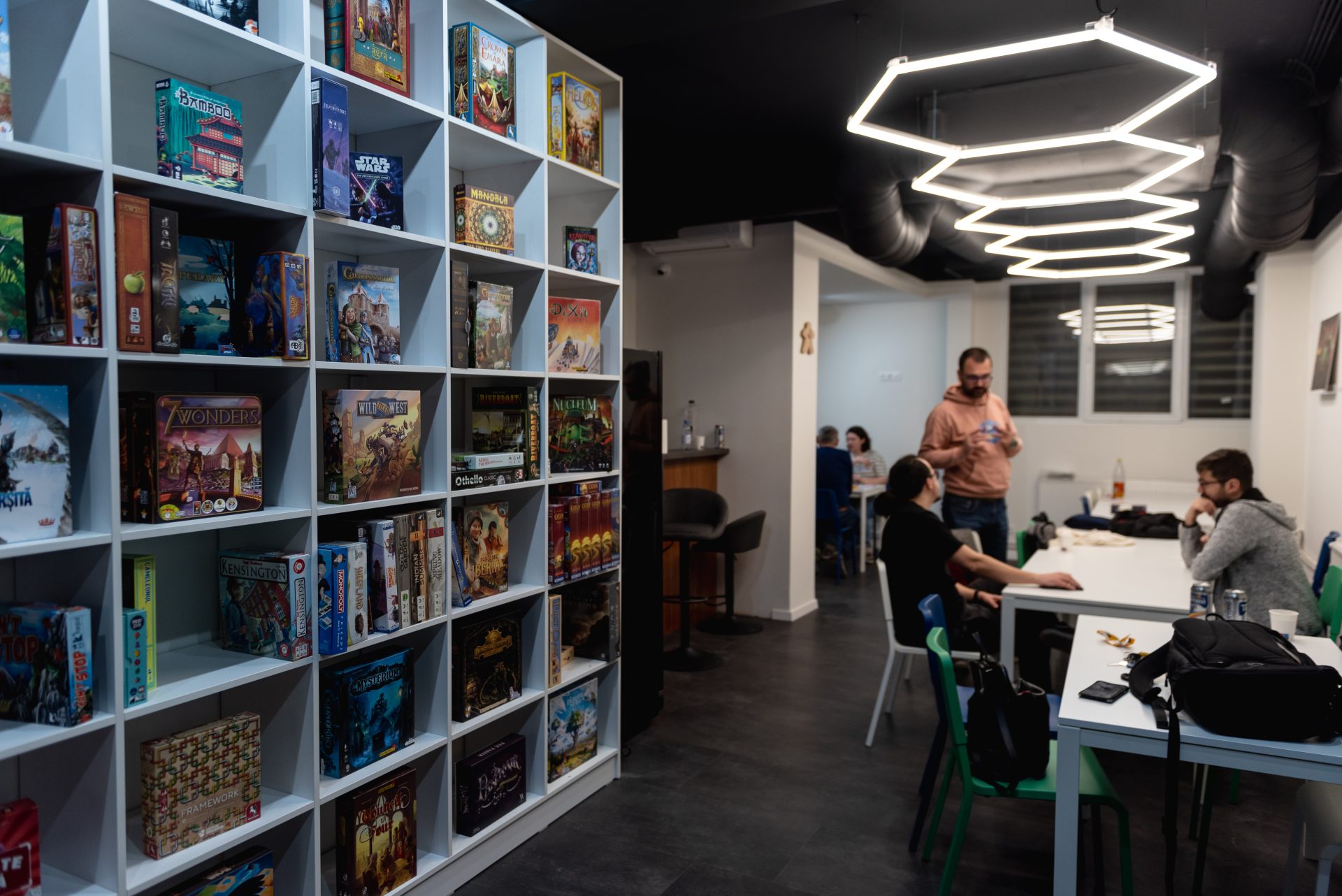 Zona Jocurilor - Board Game Club - Cafenea jocuri de societate Târgu Mureș